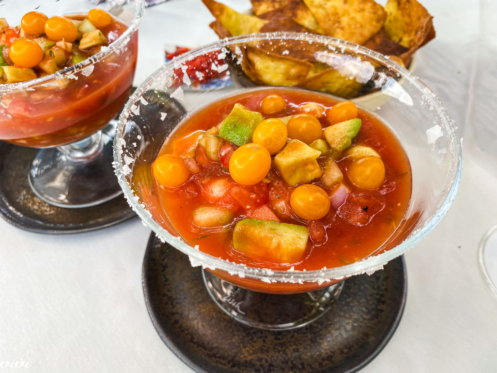 Gazpacho cocktail s kozicami in avokadom | ŠOLA OKUSOV