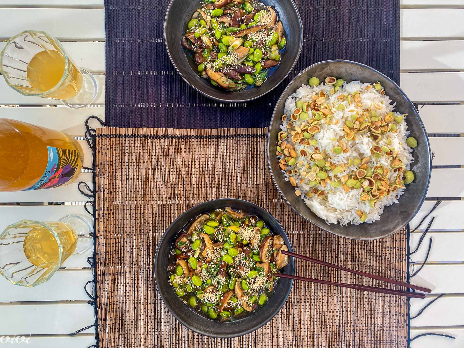 Kitajska ponev s šitakami in edamame | ŠOLA OKUSOV